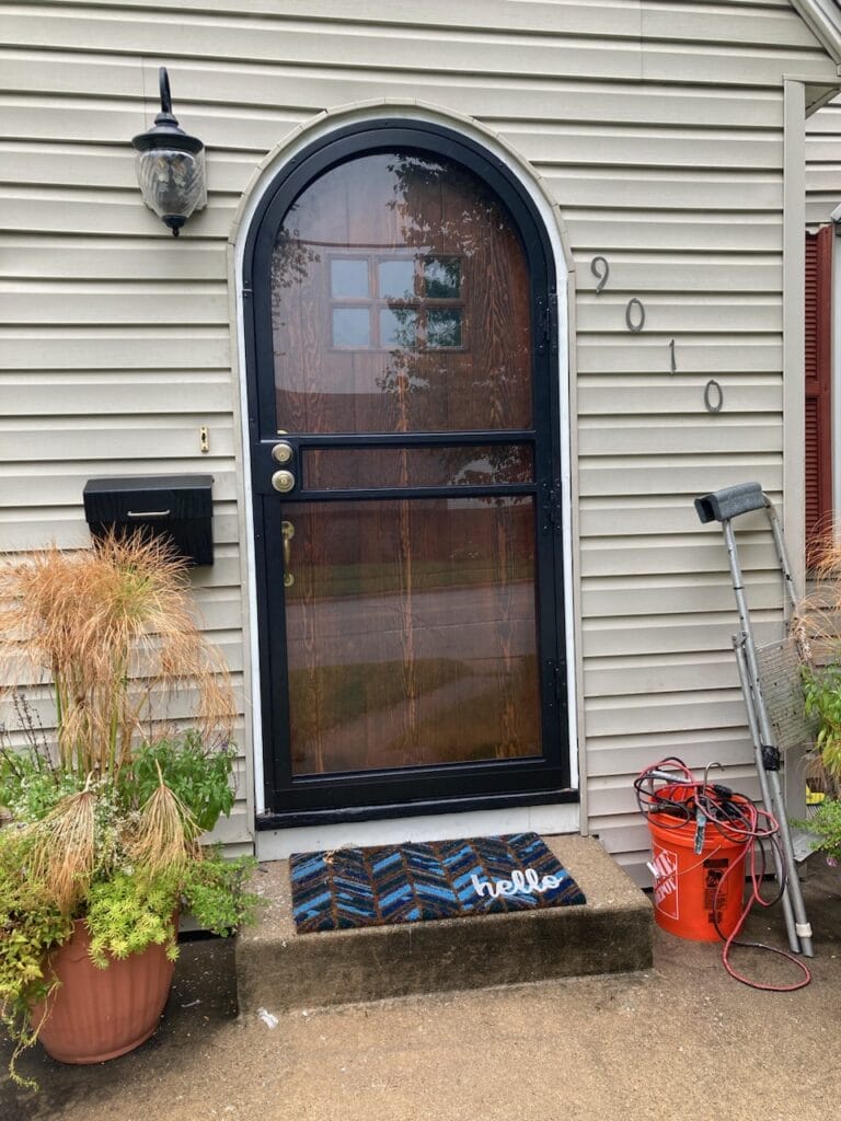 Round-Top Full-View Storm Door in Black | Defender Door